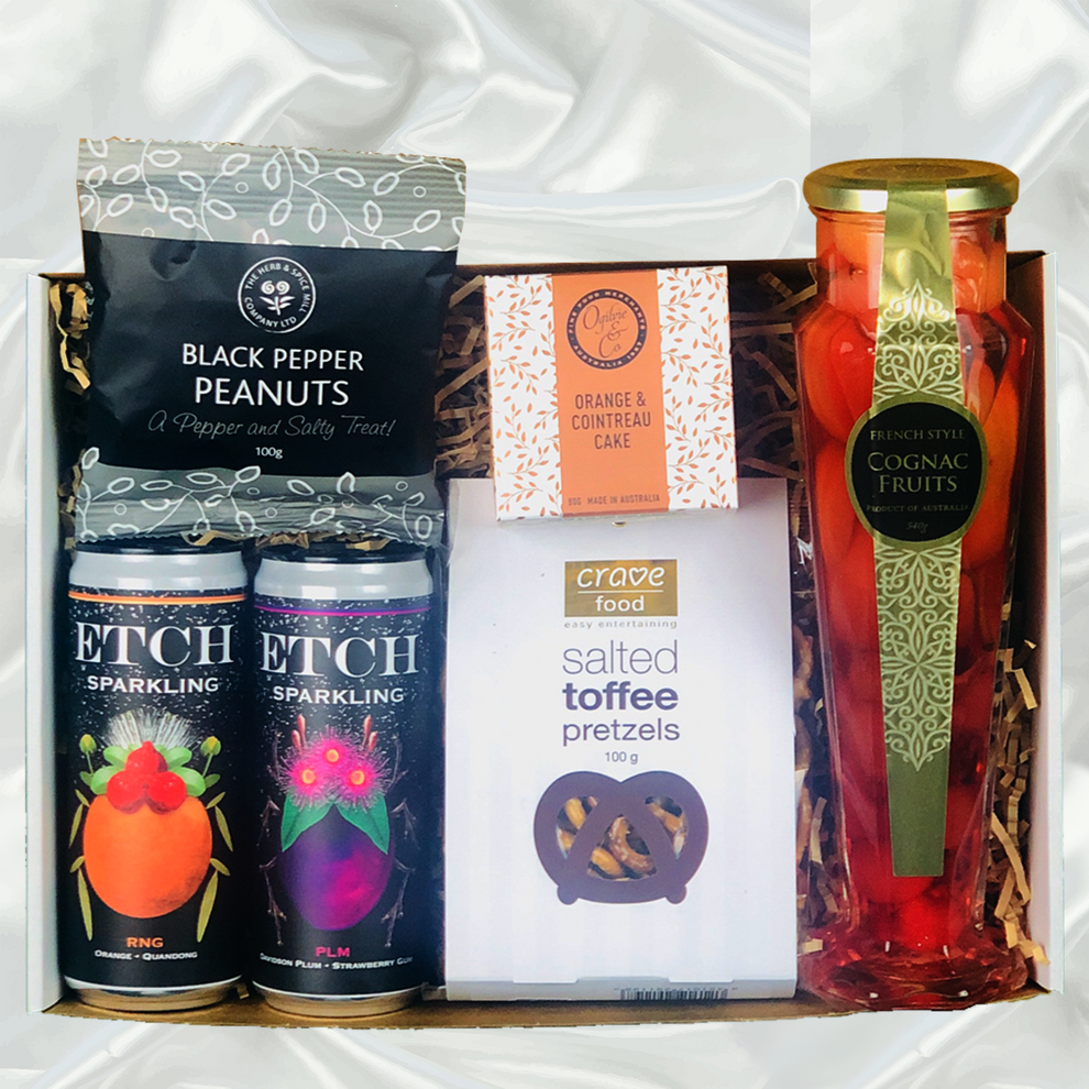 Tropical Temptations Picnic Hamper - Aussie Gift Gallery